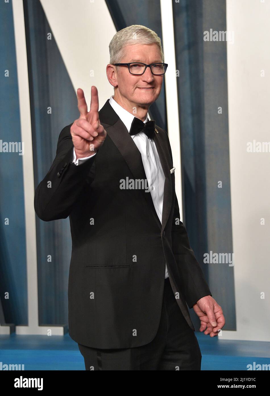 Tim Cook at the 2022 Vanity Fair Oscar Party hosted by editor Radhika ...
