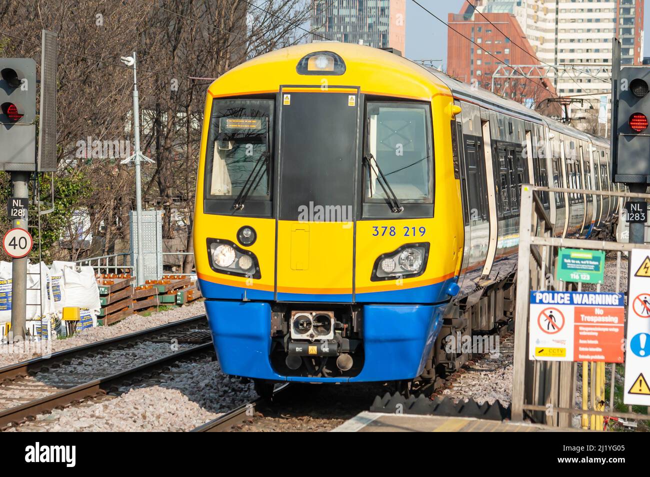 HACKNEY WICK, LONDON, ENGLAND- 23 March 2022: London Overground train ...