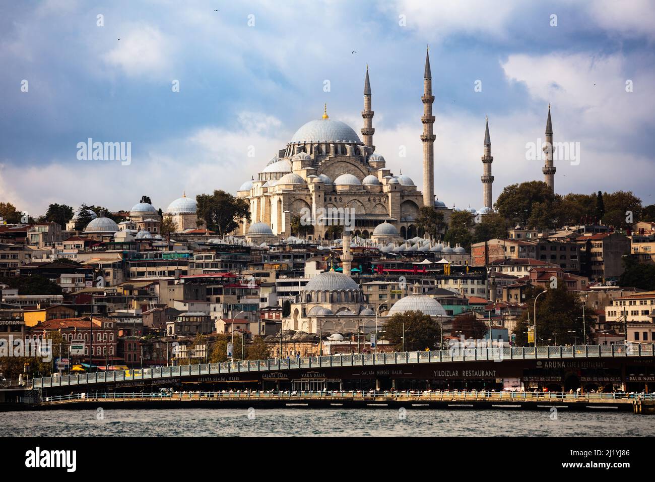 Istanbul panorama panoramic image hi-res stock photography and images ...