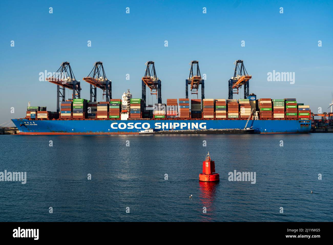 Cosco netherlands container ship hi-res stock photography and images ...