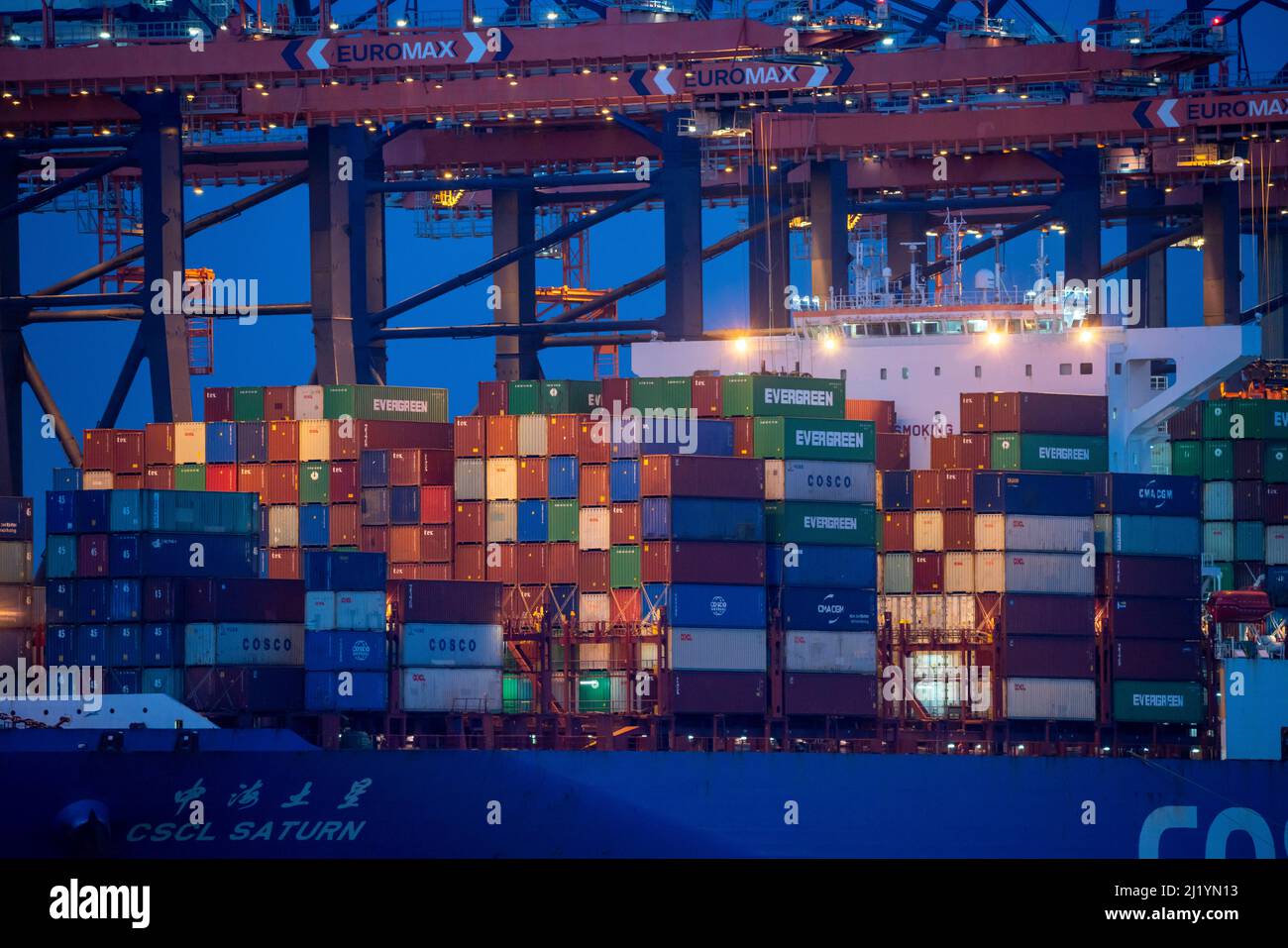 Container ship of Cosco Shipping, CSCL SATURN, being loaded and ...