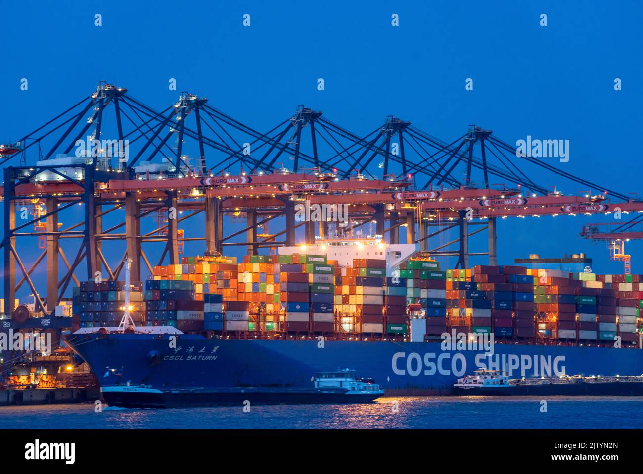 Container ship of Cosco Shipping, CSCL SATURN, being loaded and ...