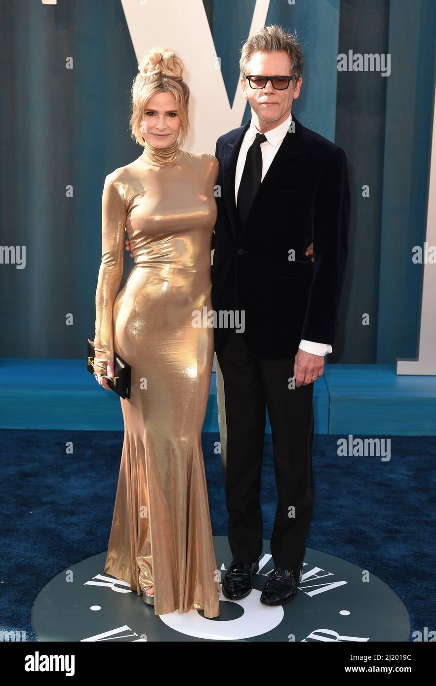 Kevin bacon and kyra sedgwick 2022 hi-res stock photography and images ...