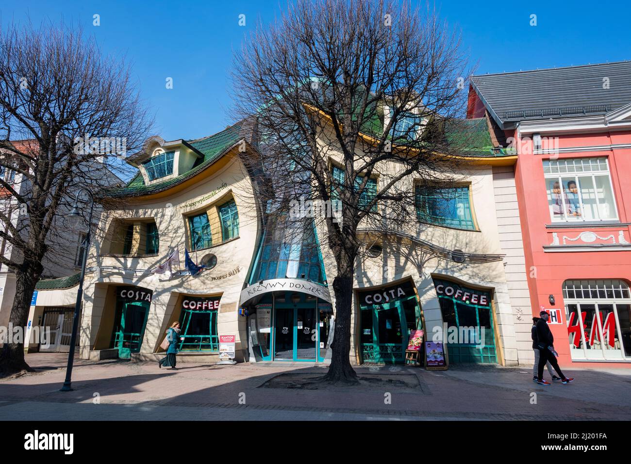 Crooked house poland hi-res stock photography and images - Alamy