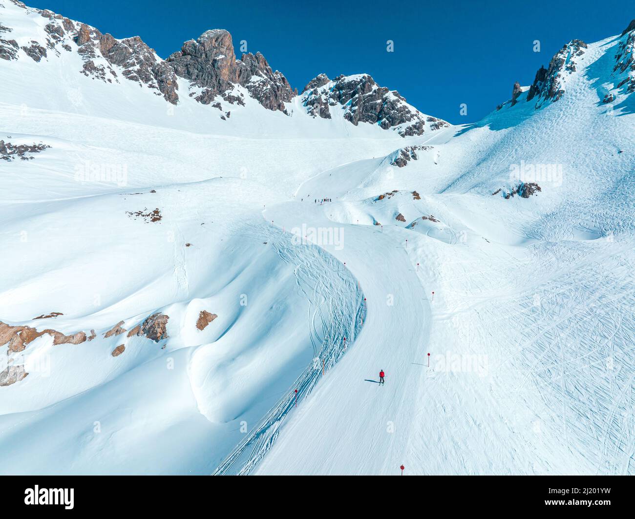 Alpine ski resort St. Anton am Arlberg in winter time Stock Photo - Alamy