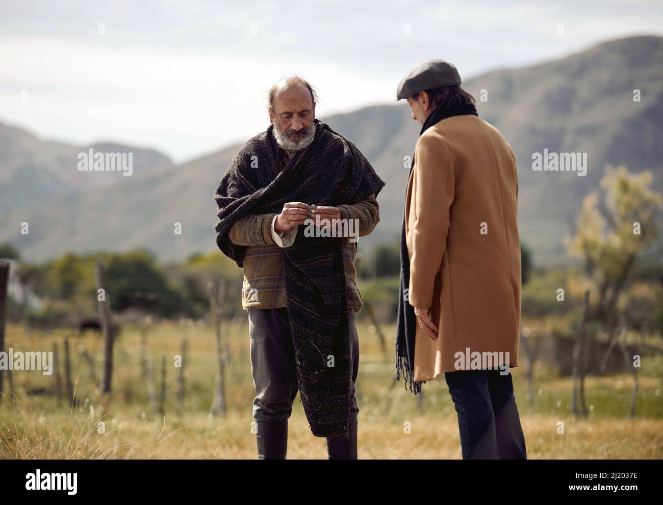 ALL HAIL, (aka GRANIZO), from left: Norman Briski, Guillermo Francella ...