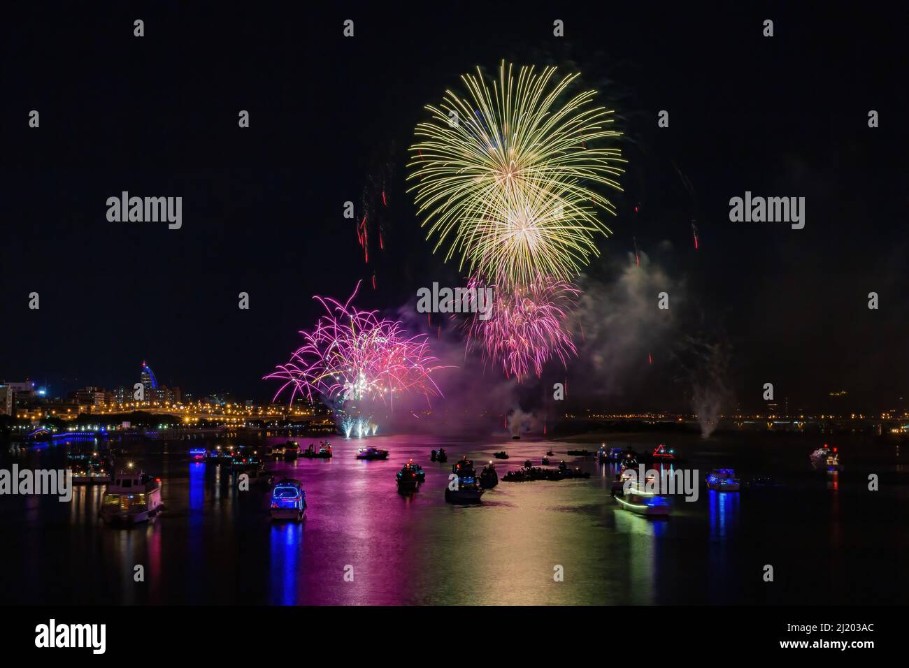 Night view of the Dadaocheng Fireworks Festival at Taipei, Taiwan Stock ...