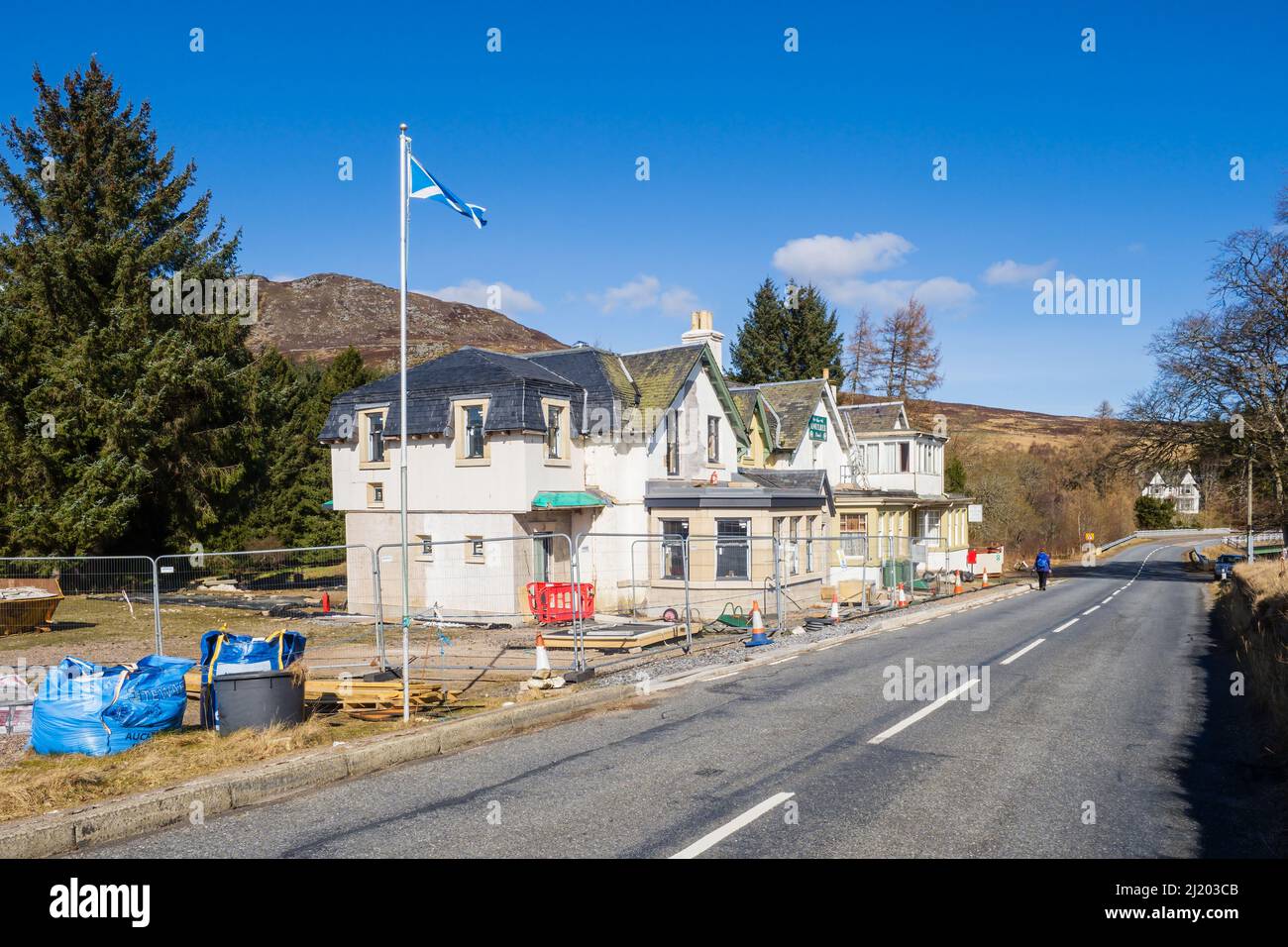 25.03.2022 Amulree, Perthshire, Scotland, UK. Amulree Hotel under ...