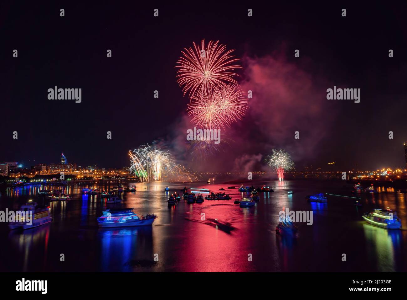 Night view of the Dadaocheng Fireworks Festival at Taipei, Taiwan Stock ...