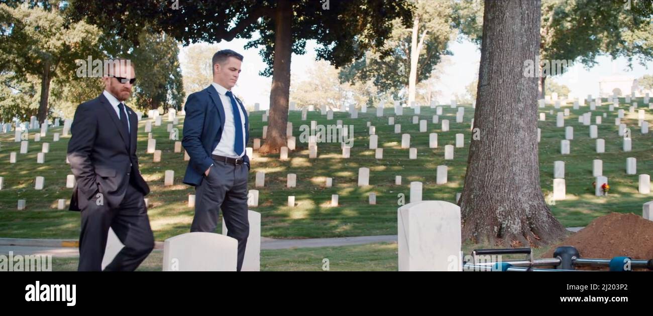 THE CONTRACTOR, from left: Ben Foster, Chris Pine, 2022. © Paramount ...