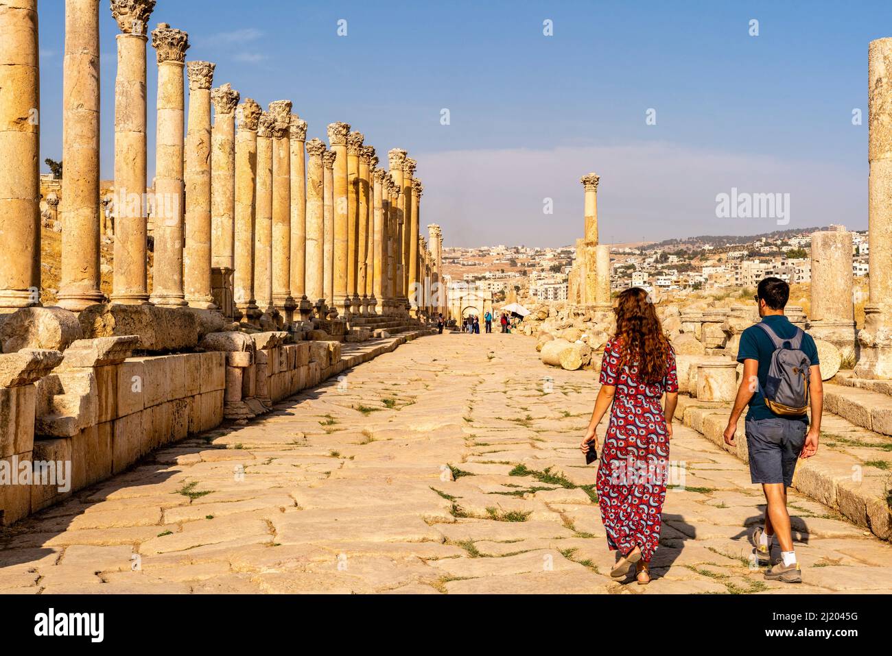 The Cardo Maximus At The Roman Ruins Of Jerash, Jerash, Jordan Stock ...