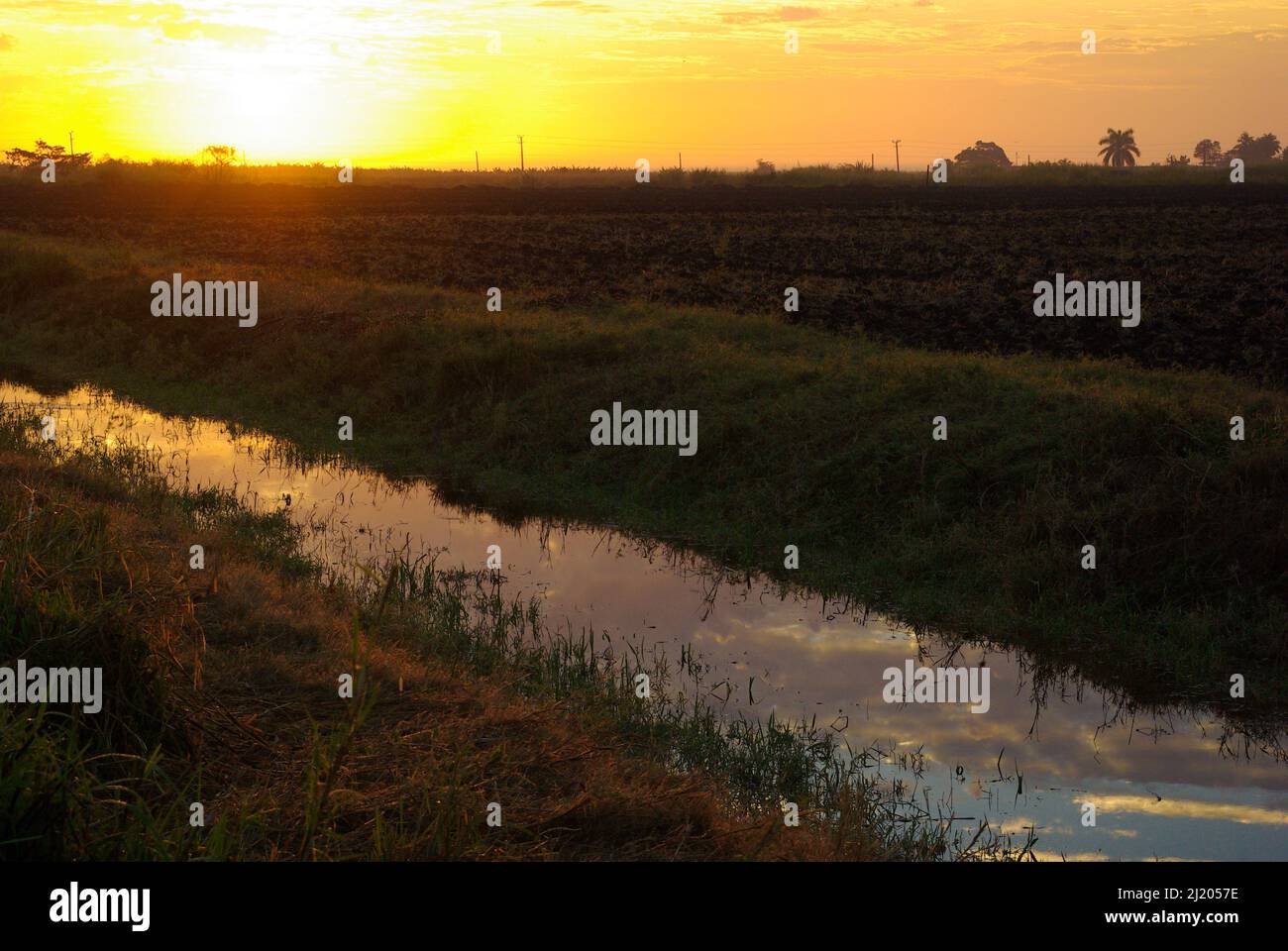 Beautiful cuban sunset hi-res stock photography and images - Alamy