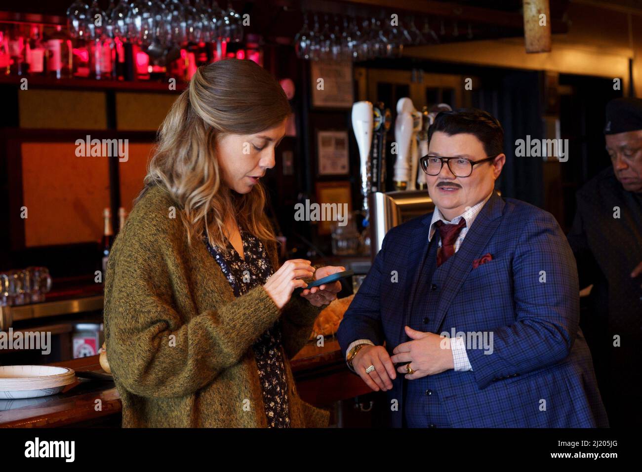 LIFE & BETH, (aka LIFE AND BETH), from left: Susannah Flood, Murray ...