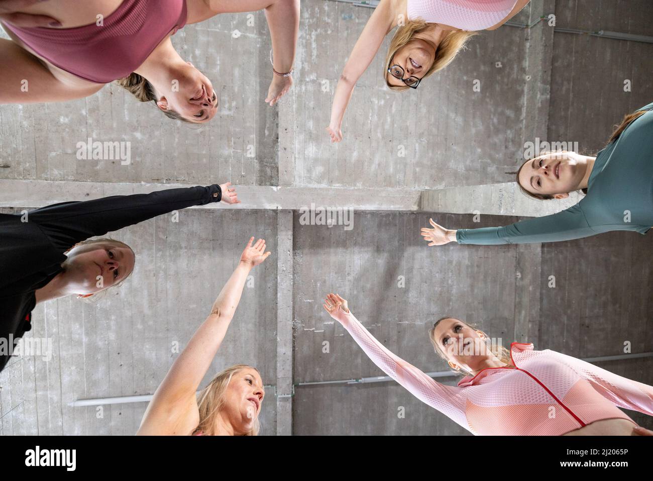 Hand up in class hi-res stock photography and images - Alamy