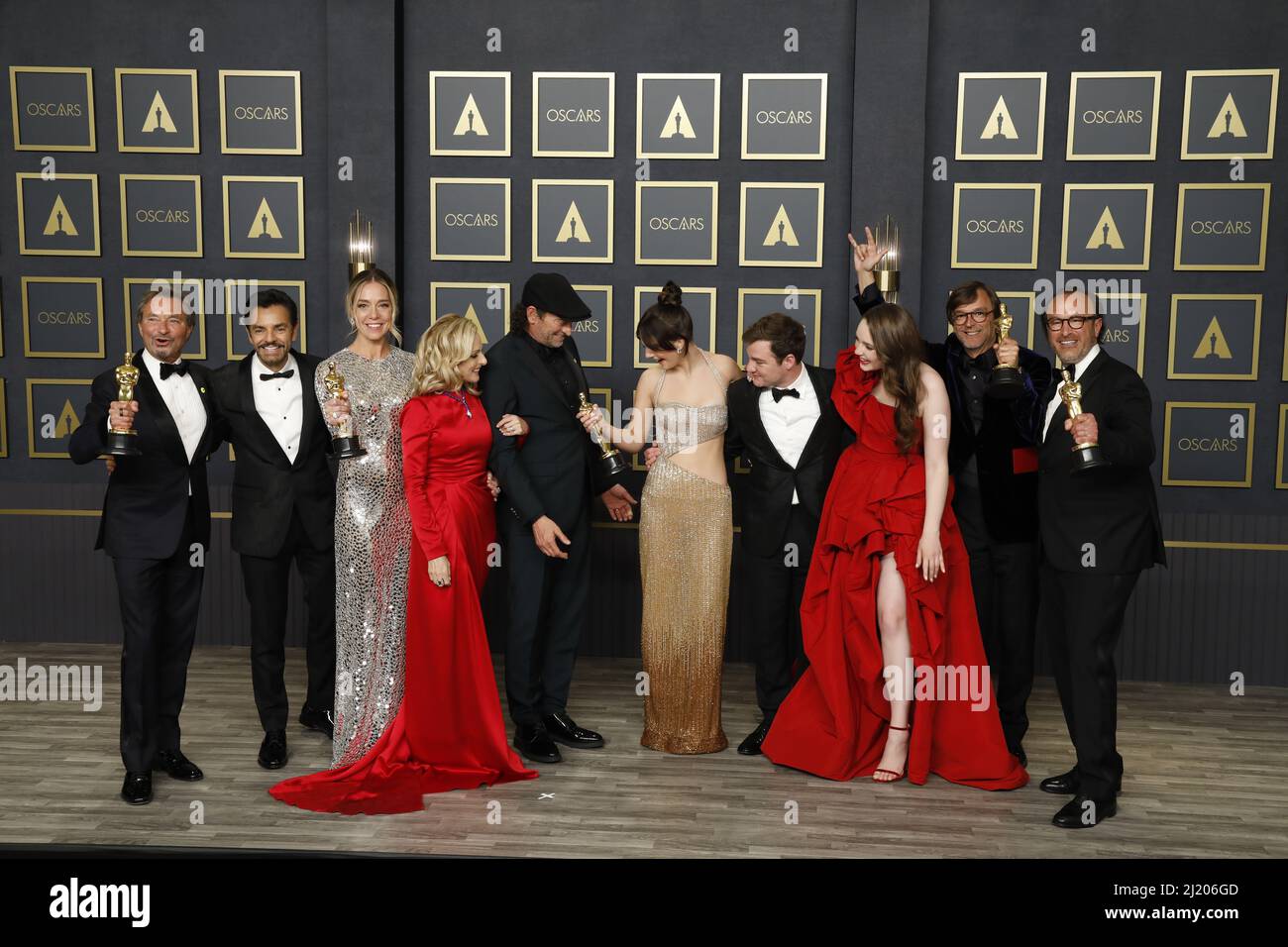 LOS ANGELES - MAR 27: Coda Best Picture, Eugenio Derbez, Sian Heder, Marlee Matlin, Troy Kotsur ...