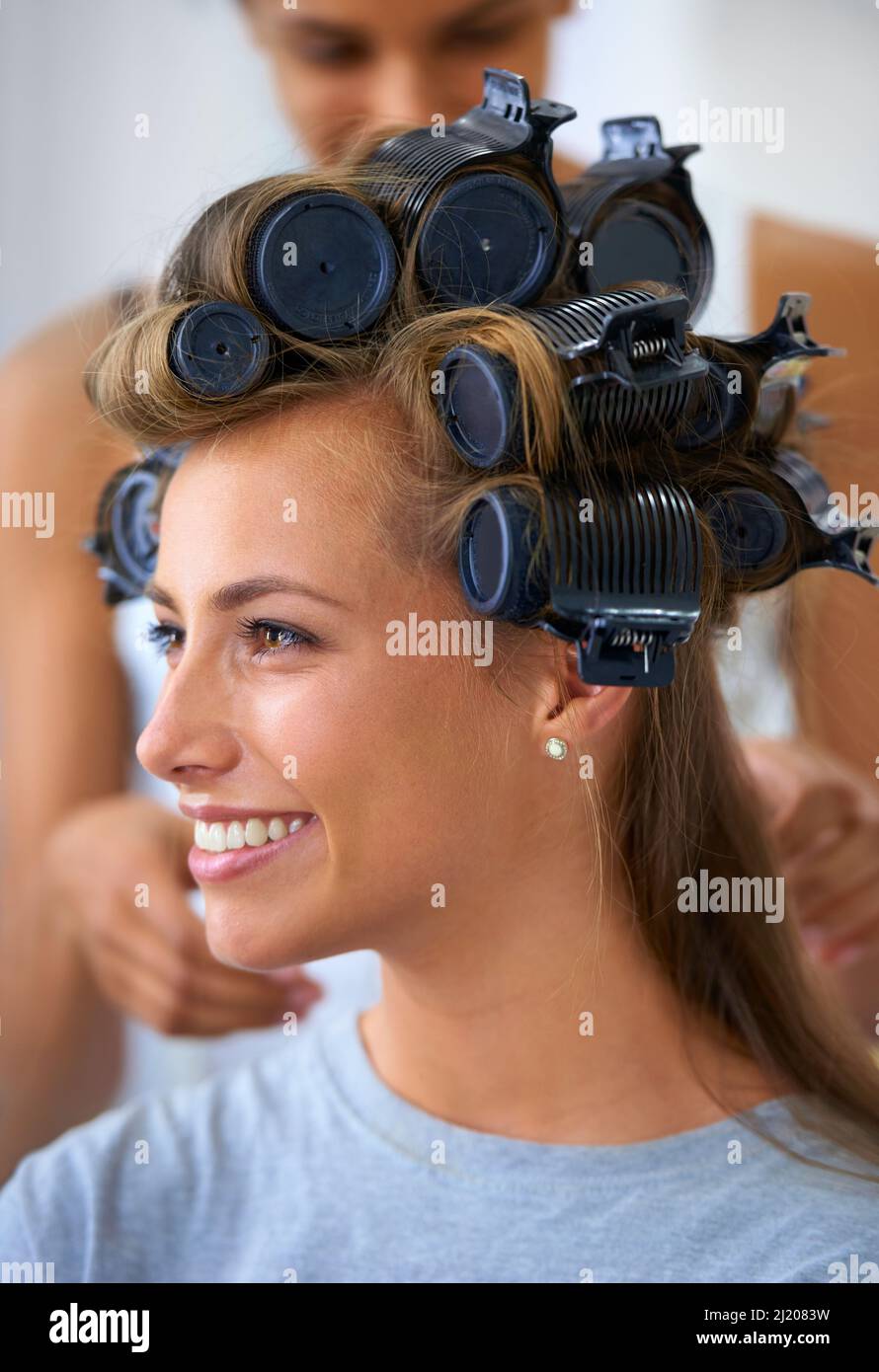 Women getting hair done hi-res stock photography and images - Alamy