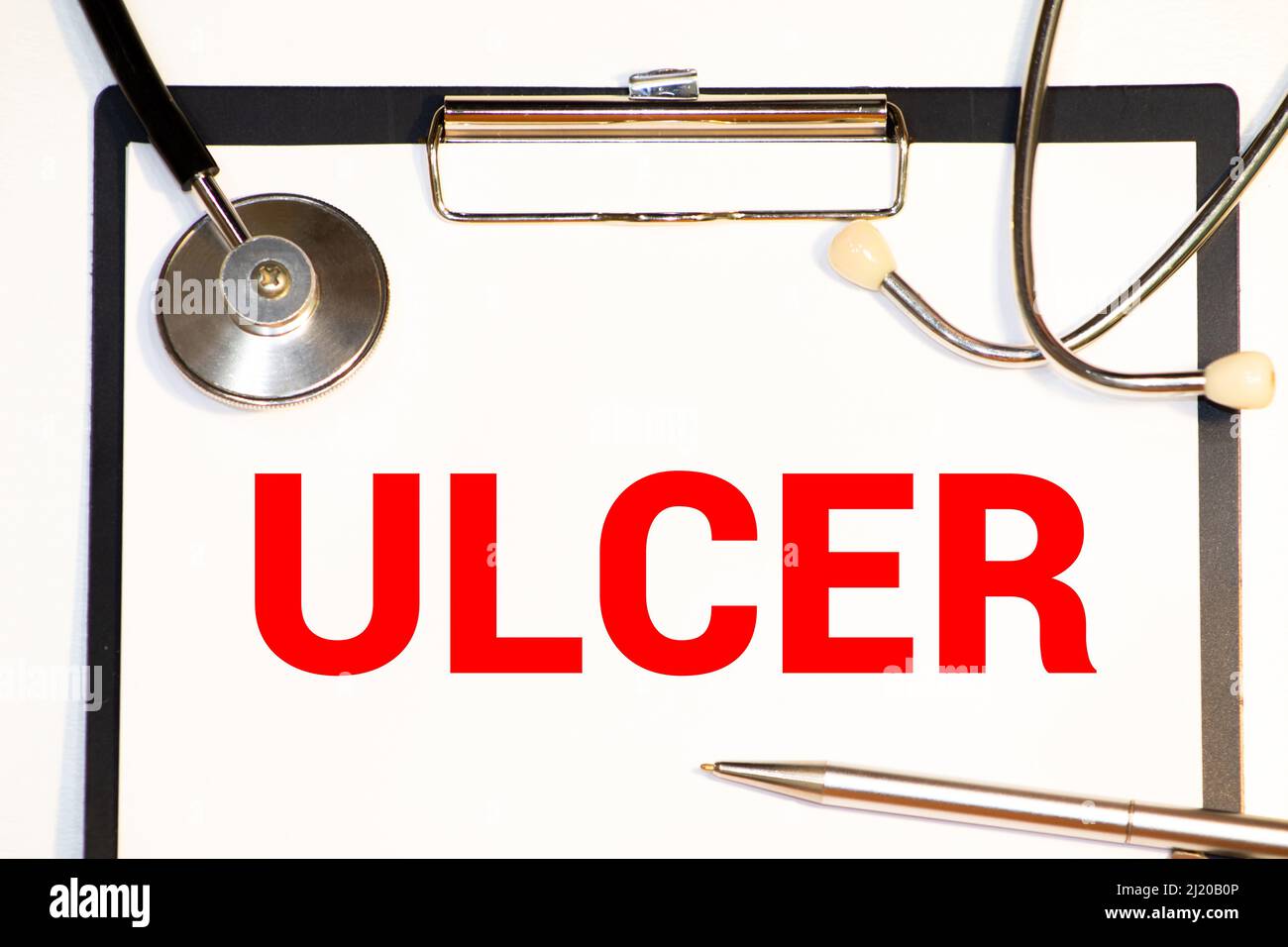 Word Ulcer On Paper Board In Doctor Hands Stock Photo Alamy word-ulcer-on-paper-board-in-doctor-hands-stock-photo-alamy