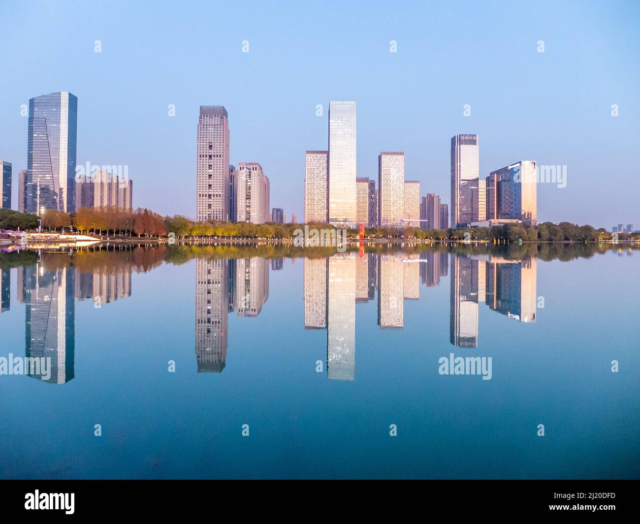 Symmetrical city on the horizon Stock Photo - Alamy