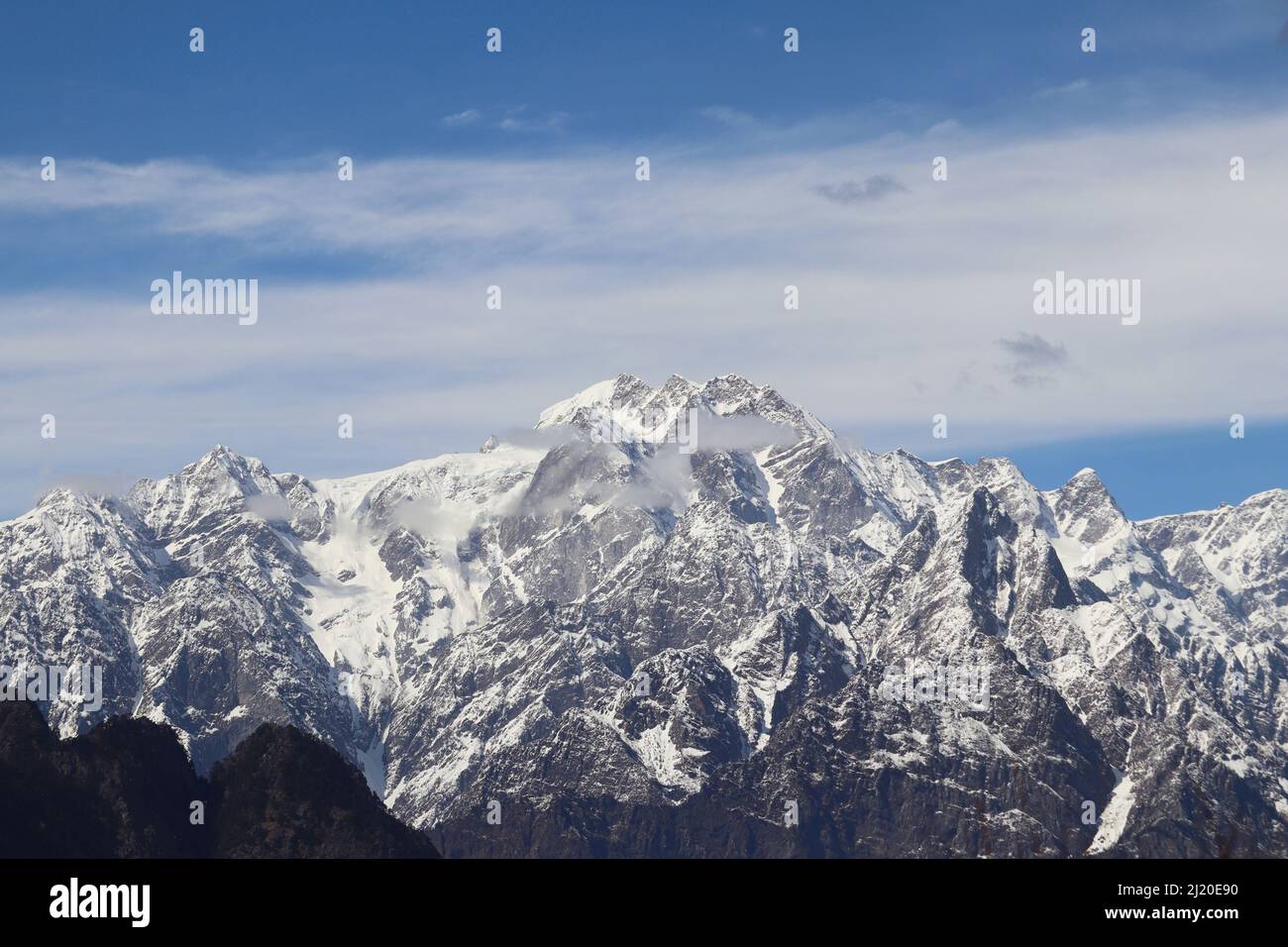 Ski in uttarakhand hi-res stock photography and images - Alamy