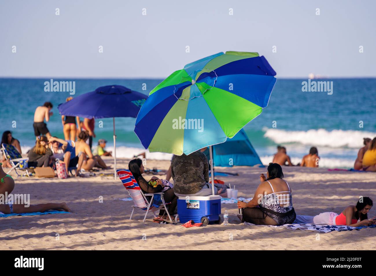 Fort Lauderdale, FL, USA - March 27, 2022: Tourists in Fort Lauderdale ...