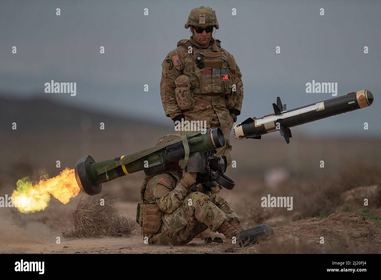 Javelin anti tank missile hi-res stock photography and images - Alamy
