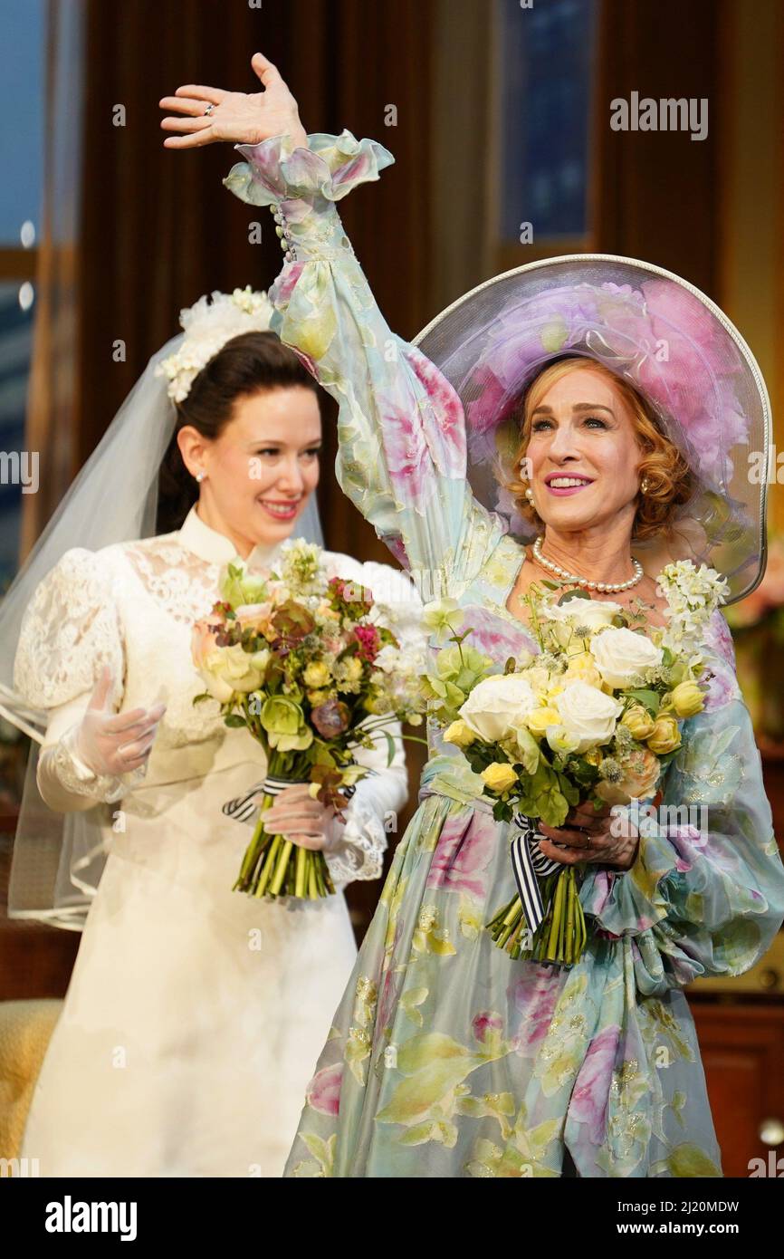 New York, NY, USA. 28th Mar, 2022. Molly Ranson, Sarah Jessica Parker ...