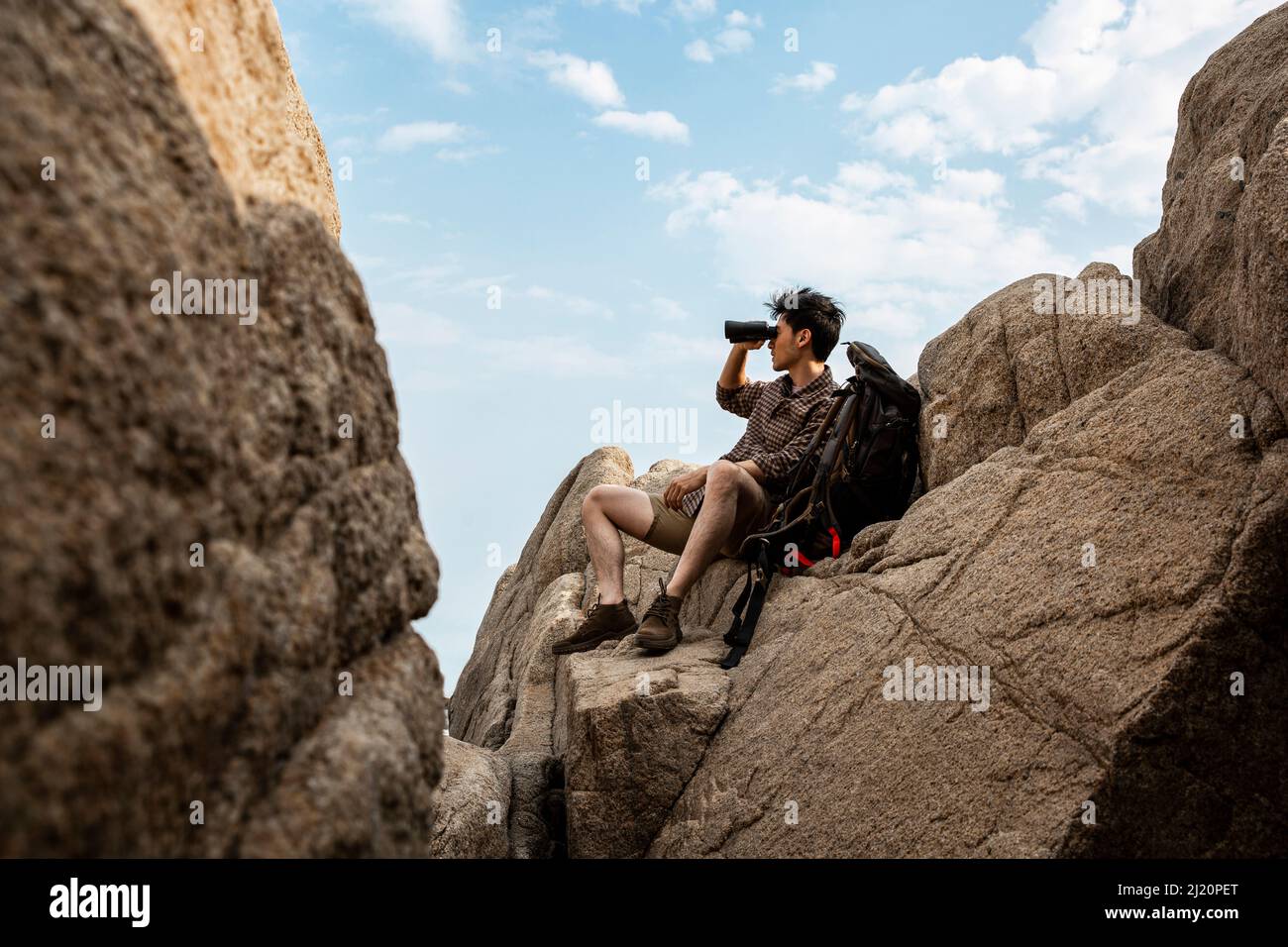 Explorer of the chinese far east hi-res stock photography and images ...