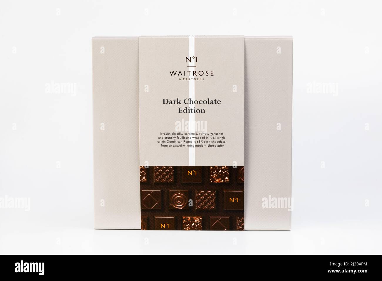 Luxury box of chocolates hi-res stock photography and images - Alamy