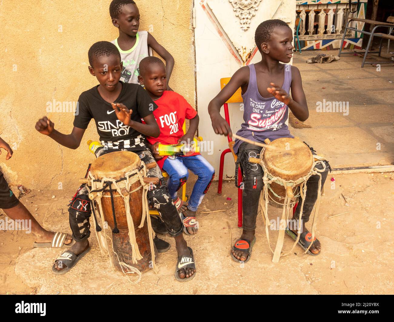 Bongo drums child hi-res stock photography and images - Alamy