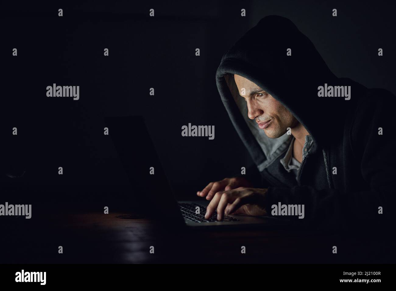 Hacker laptop hoodie hi-res stock photography and images - Alamy