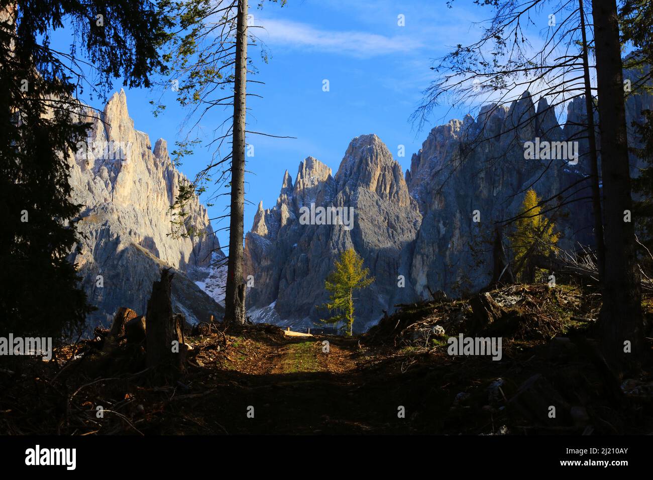 Trekking landschaft hi-res stock photography and images - Alamy