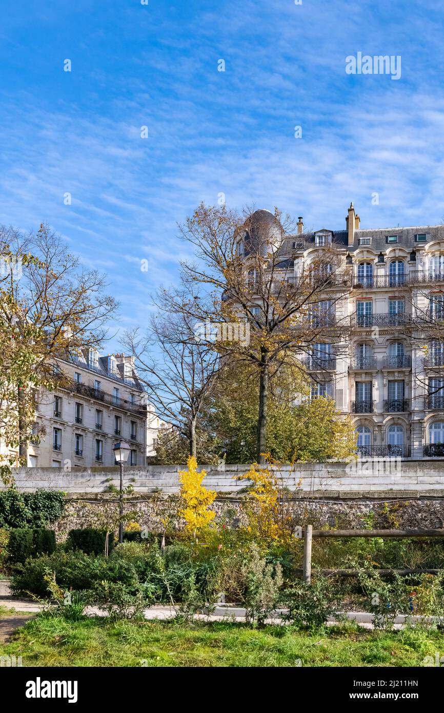 Paris, ancient buildings at Bastille, typical facades, view from the ...