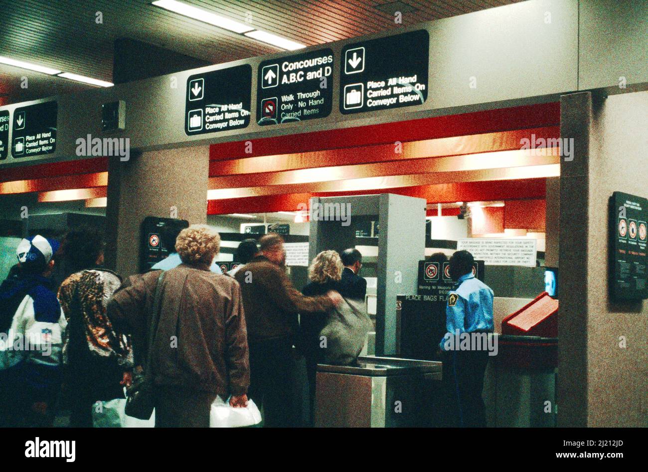 Airport security america hi-res stock photography and images - Alamy