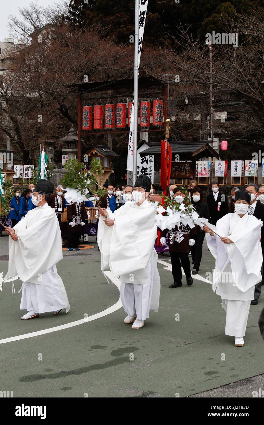 iida, nagano, japan, 2022/24/03, shintoist priests at the beginning of ...