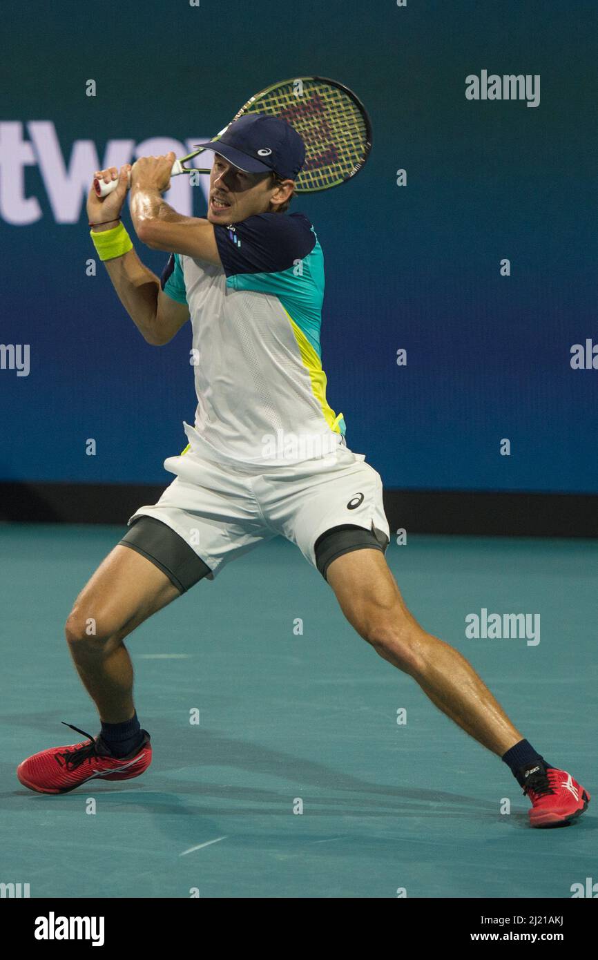 Alex de Minaur (AUS) is defeated by Stefanos Tsitsipas (GRE) 4-6, 3-6 ...