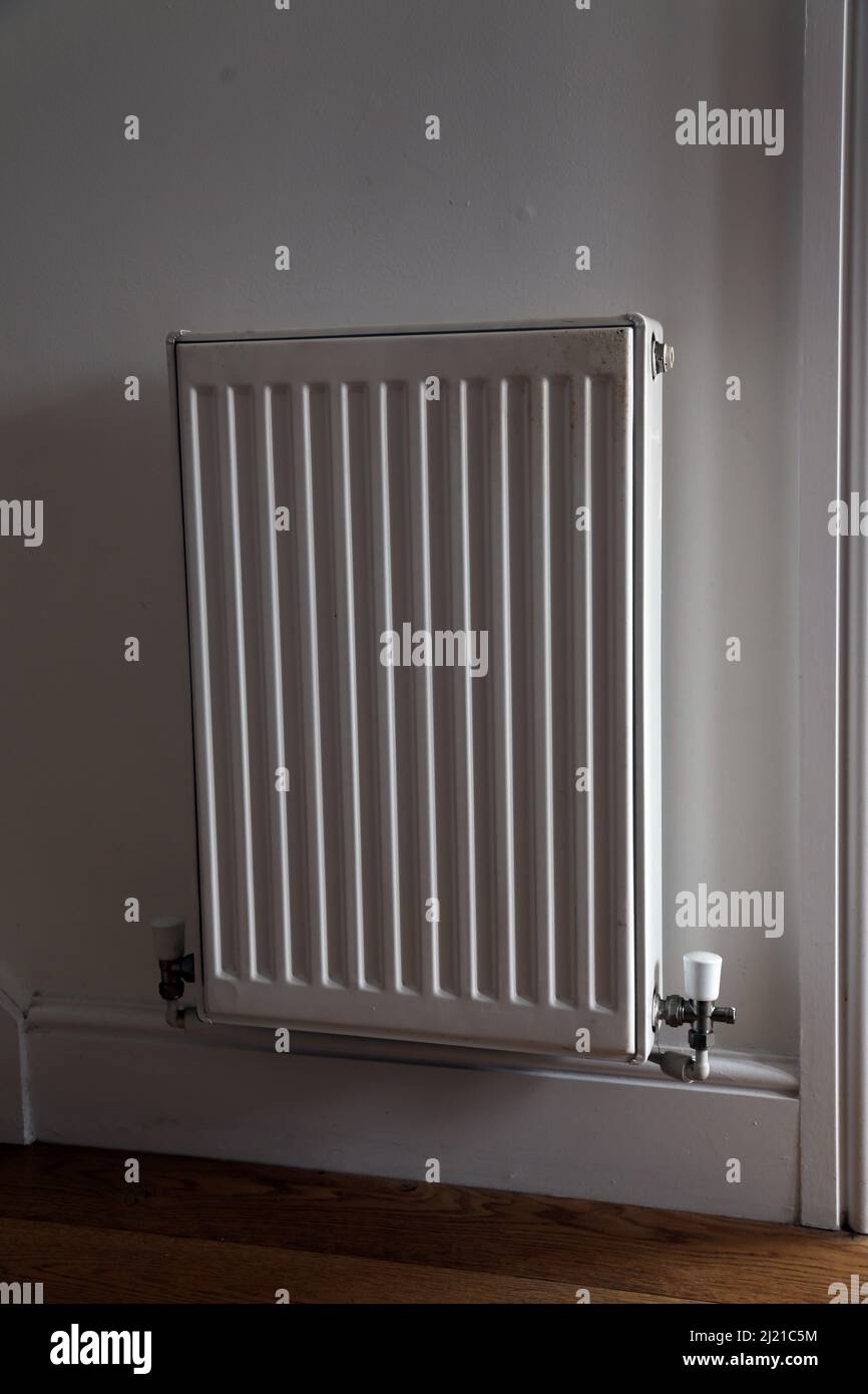 Hot water radiator hi-res stock photography and images - Alamy