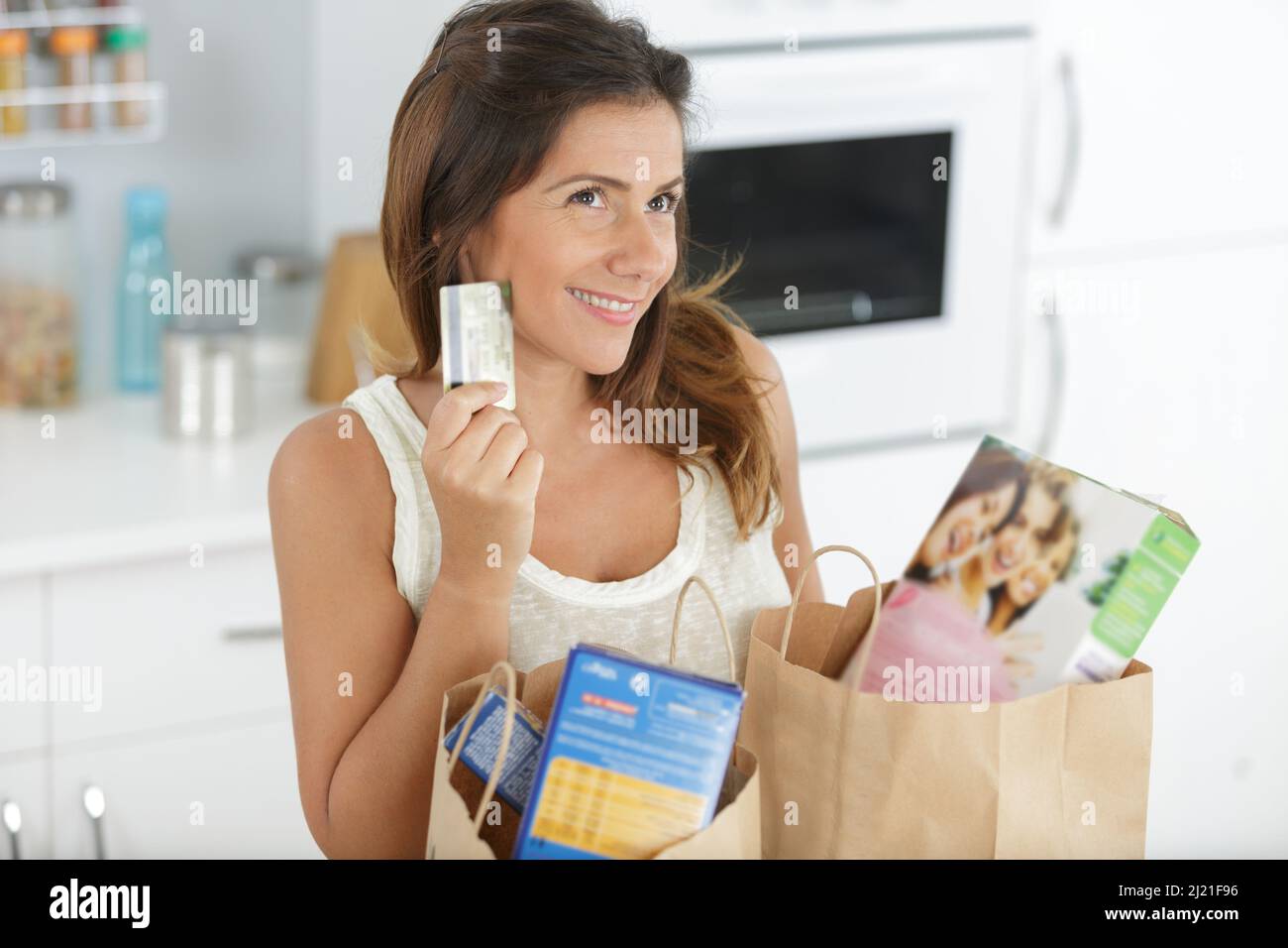 Kitchen provisions hi-res stock photography and images - Alamy