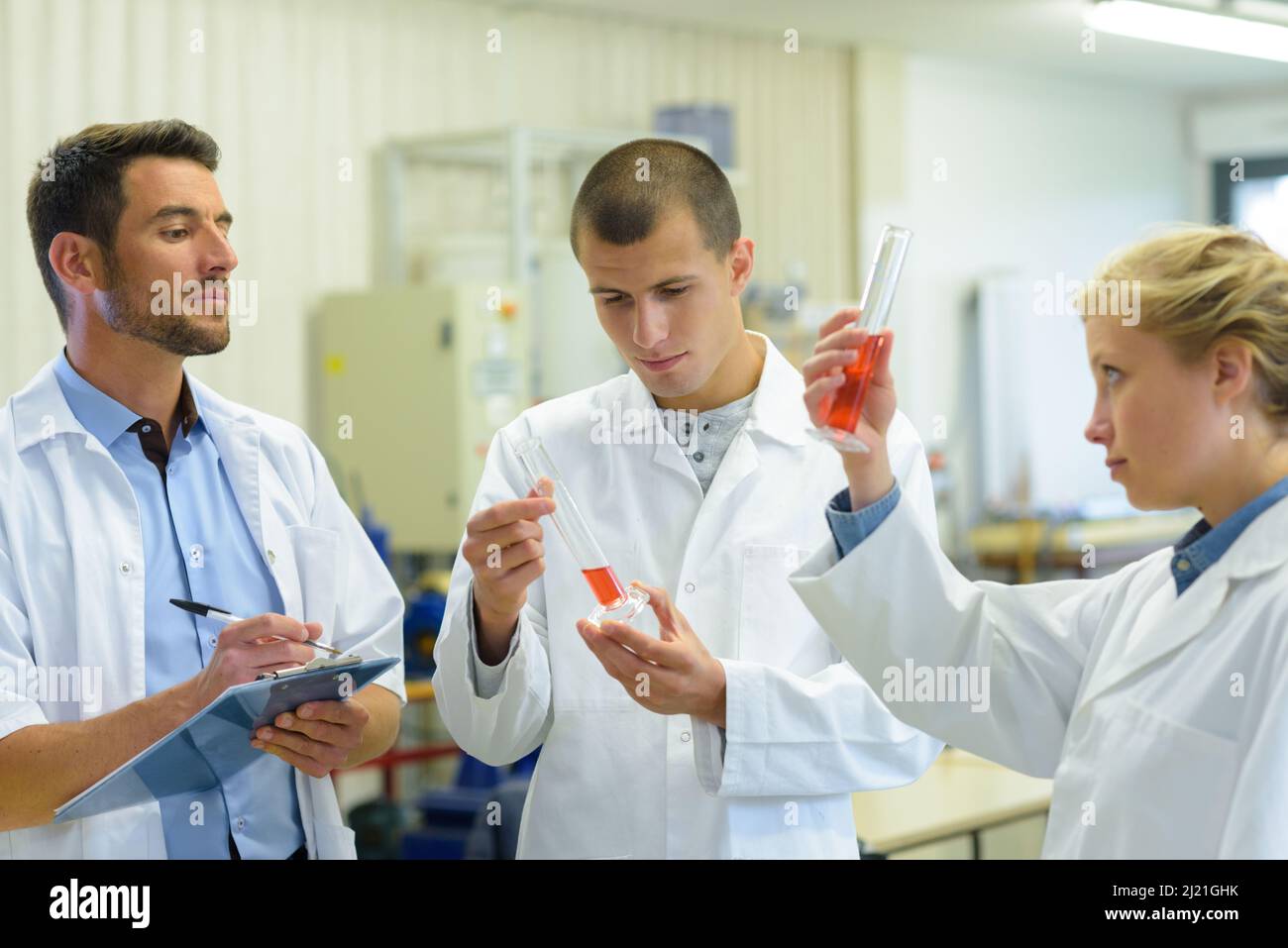 the students in a lab Stock Photo - Alamy