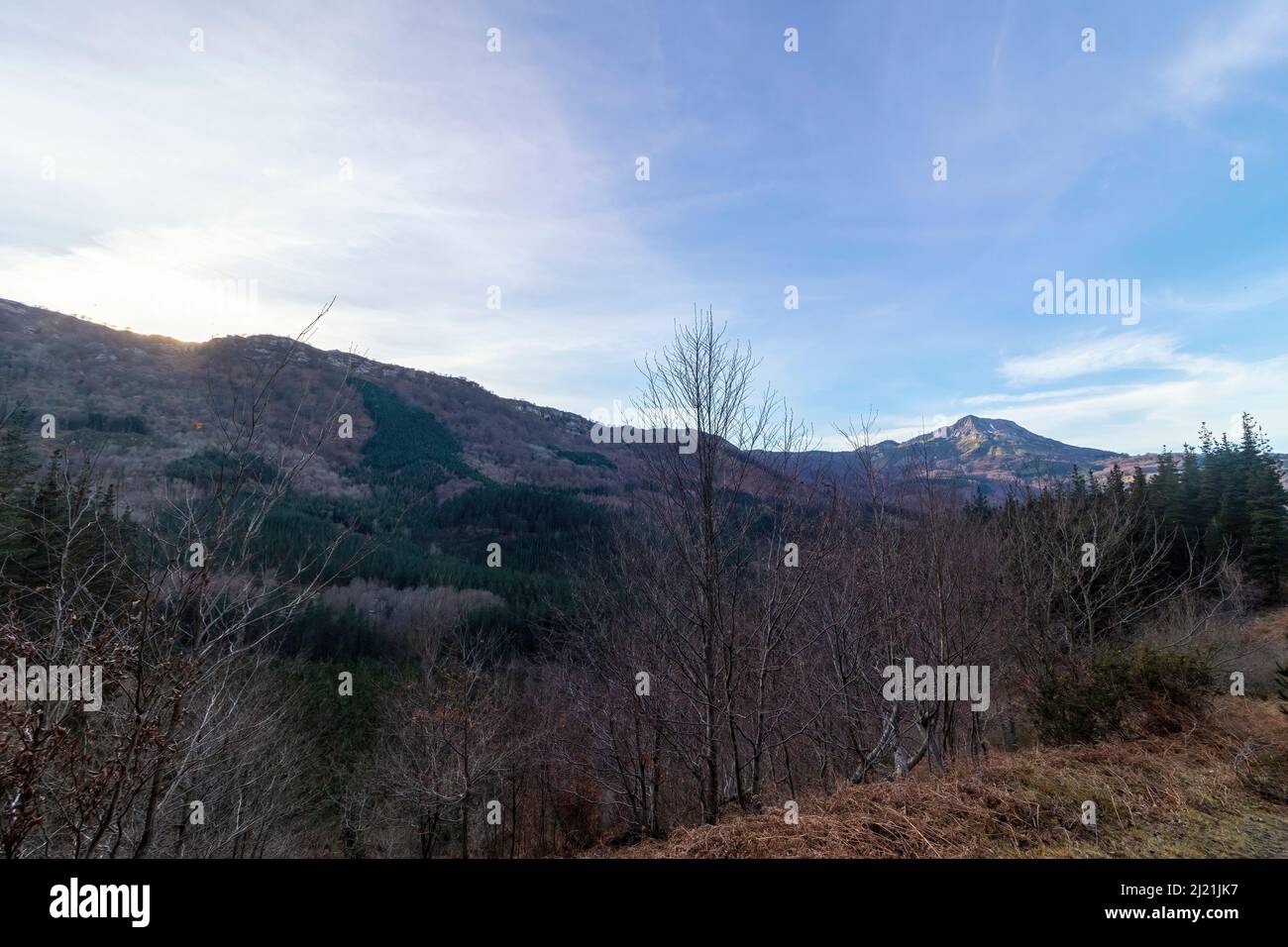 Gorbea mountain range hi-res stock photography and images - Alamy