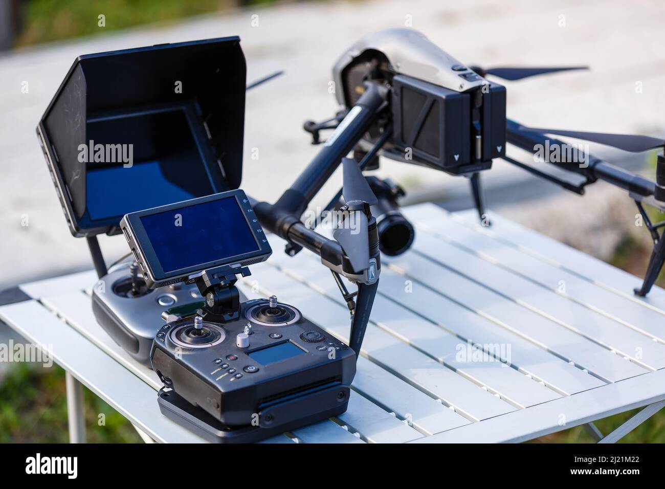 Vlogger equipment for Filming a movie or a video blog Drone Steadicam ...