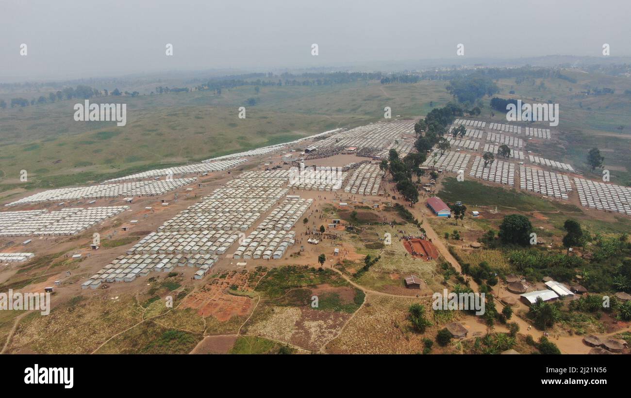 Idp camp drc hi-res stock photography and images - Alamy