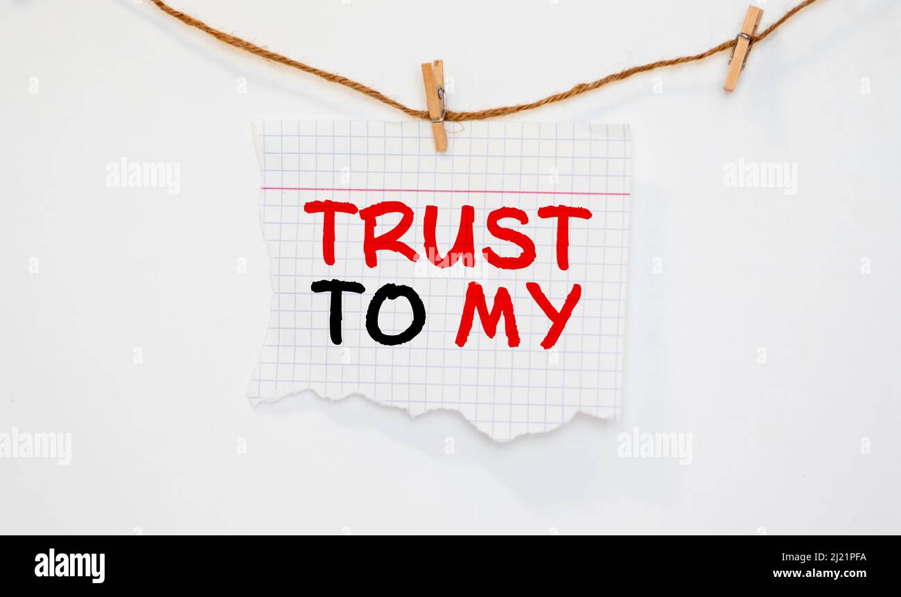 my plan word on notepaper with brown cork background Stock Photo - Alamy