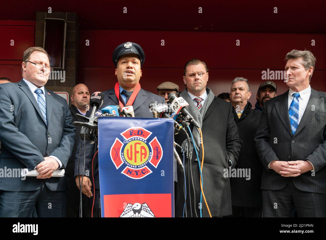 NYC Firefighters Jairo M. Sosa who lost his job for not being ...