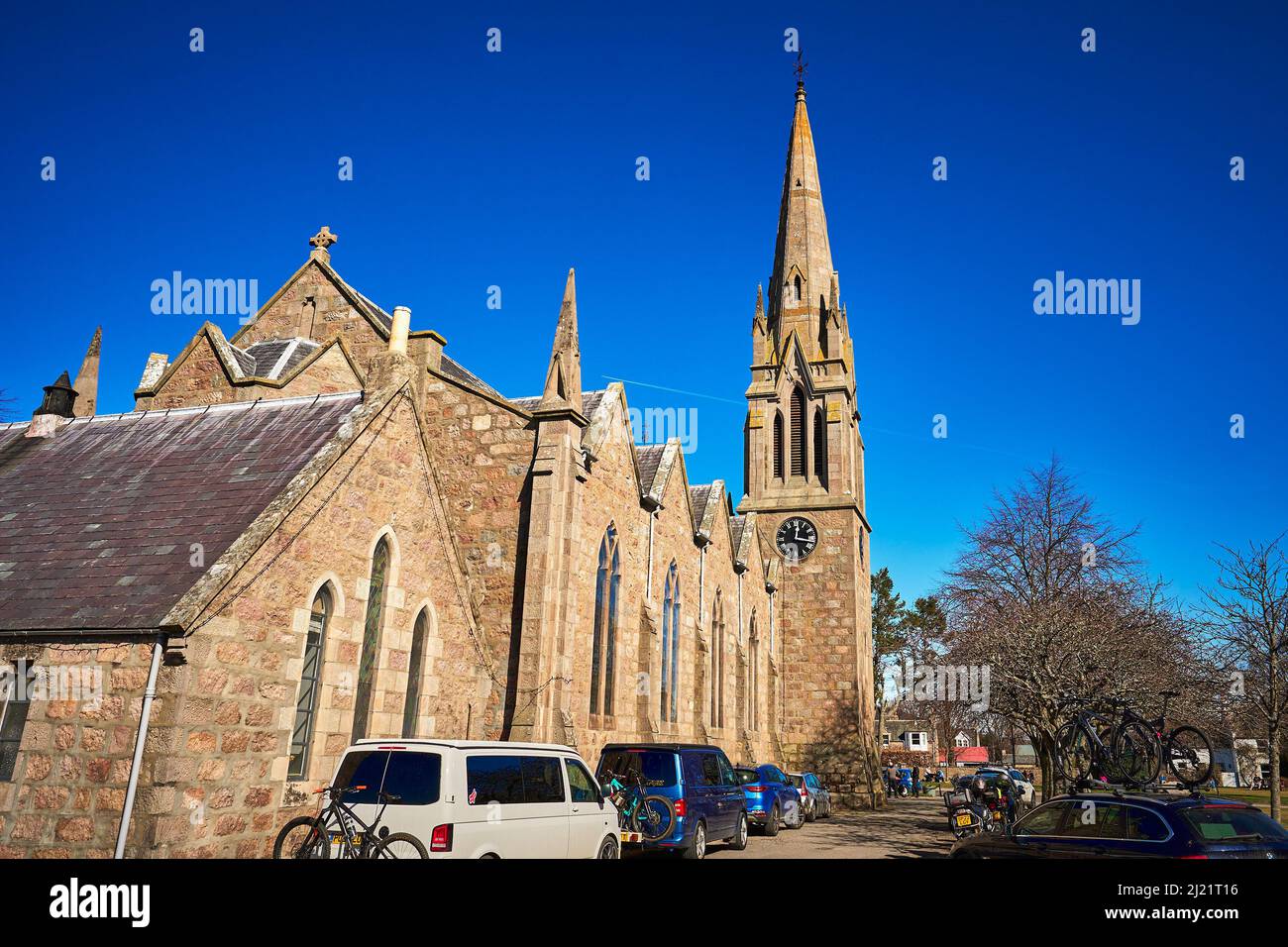 Ballater church hi-res stock photography and images - Alamy
