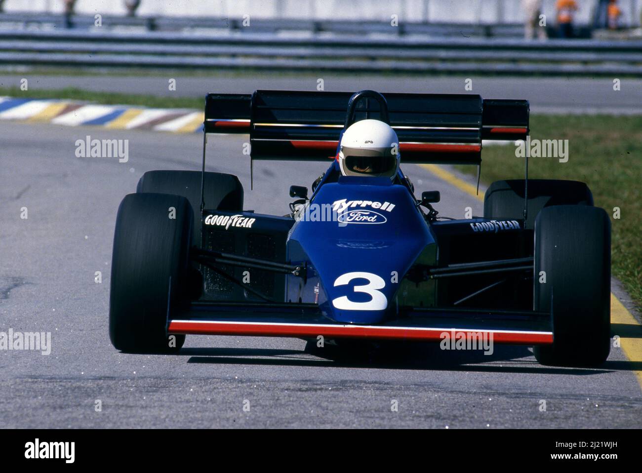 Martin Brundle (GER) Tyrrell 012 Ford Cosworth Stock Photo - Alamy