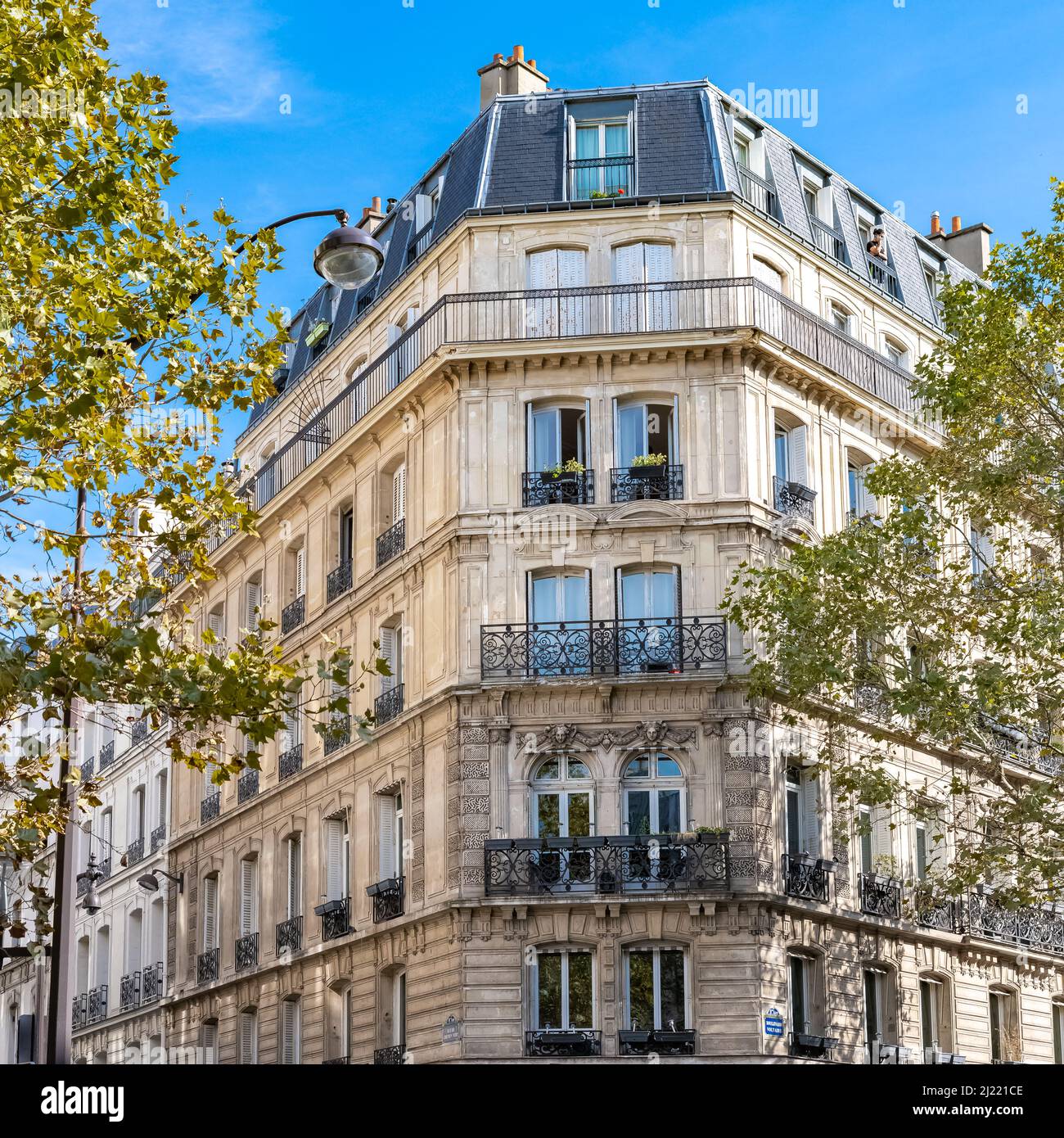 Paris, beautiful buildings, boulevard Beaumarchais, in the 11e district ...