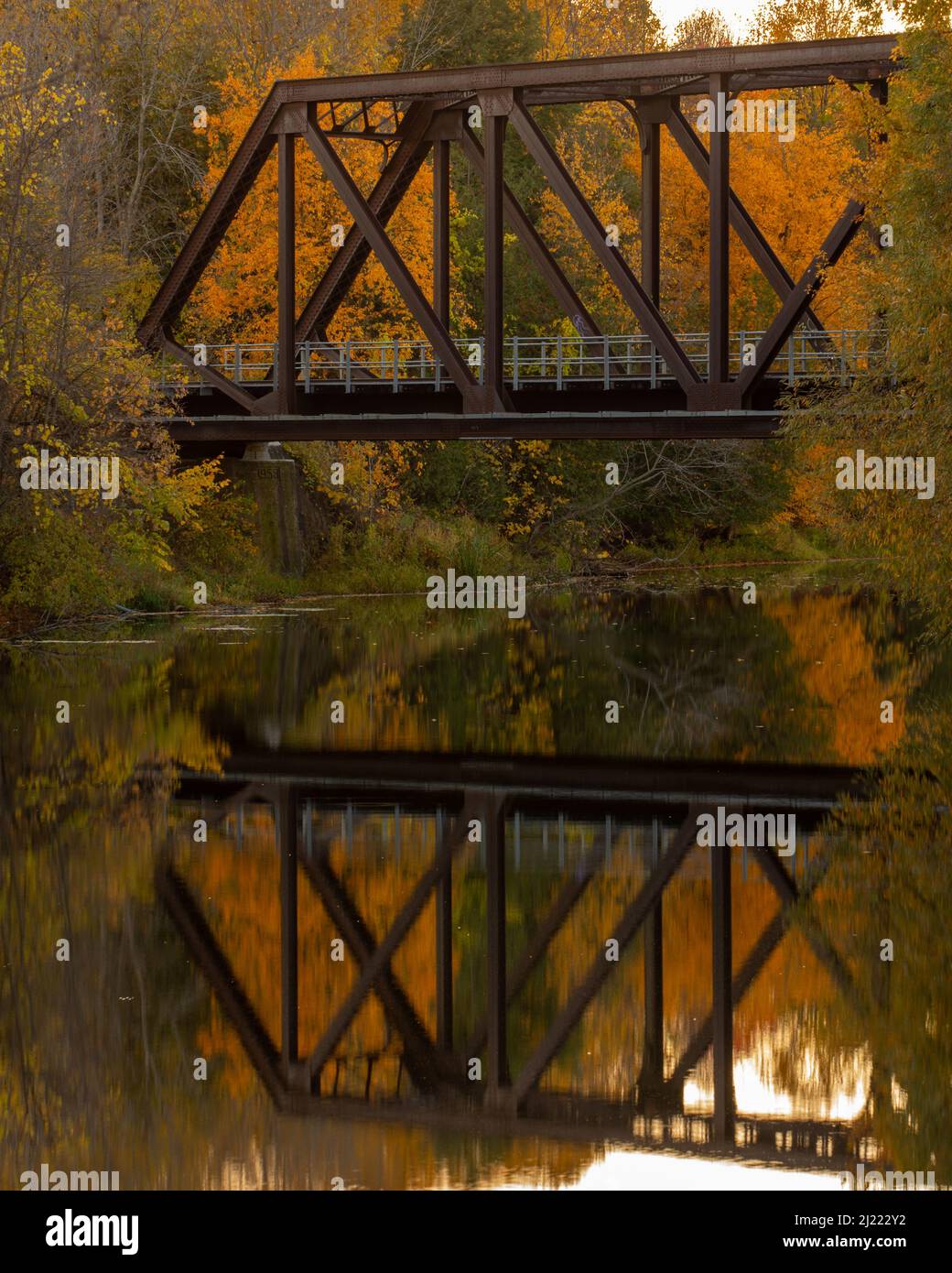 Ottawa rail bridge hi-res stock photography and images - Alamy