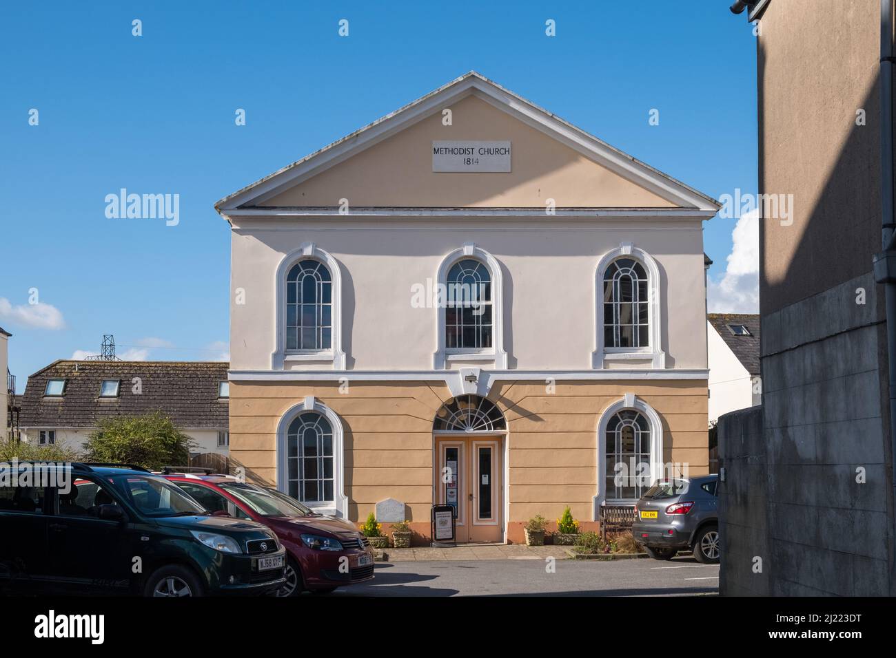 Methodist church building in hi-res stock photography and images - Alamy