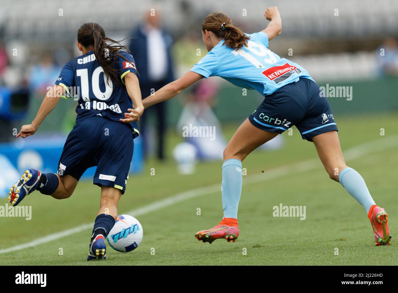 Charlize Jayde Rule of Sydney FC is challenged by Alexandra Chidiac of ...