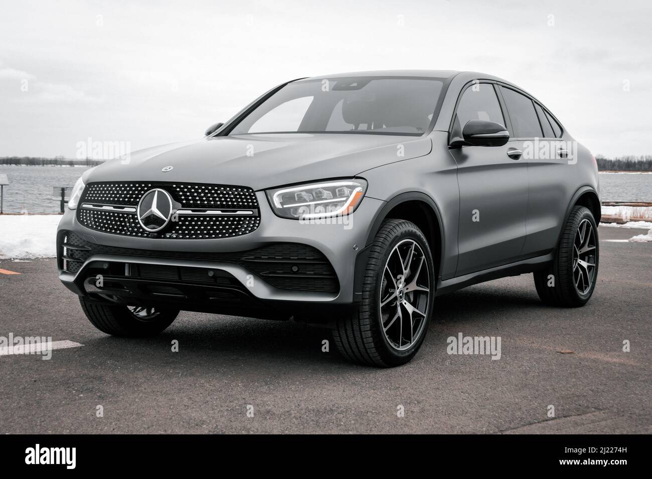 Satin body hi-res stock photography and images - Alamy